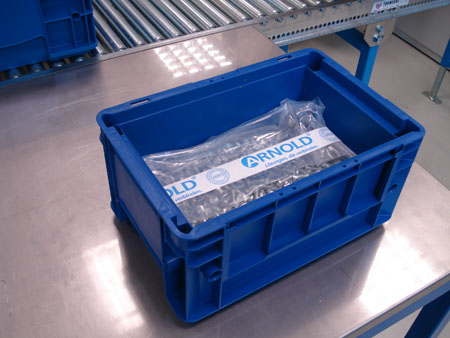 Cleanliness in screw-based assembly